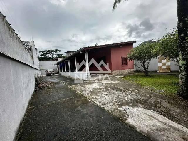 Casa / Sobrado para Venda em Caraguatatuba/SP Jardim Terralão 3 Quartos