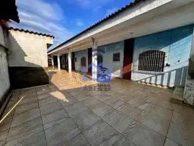 Casa / Sobrado para Venda em Caraguatatuba/SP Loteamento Jardim das Palmeiras 3 Quartos