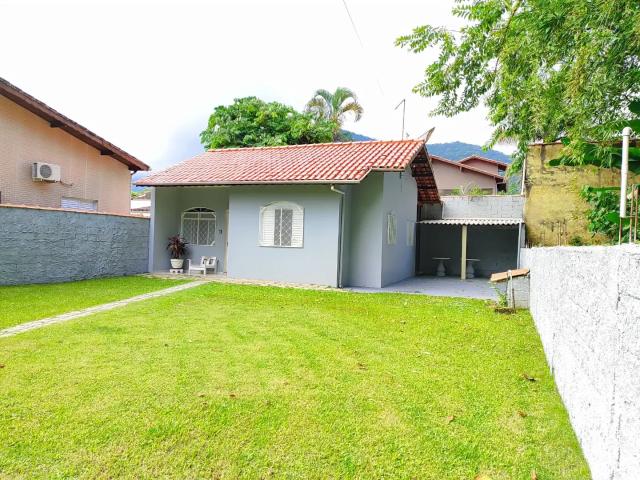 Casa / Sobrado para Venda em Caraguatatuba/SP Mar Verde 2 Quartos