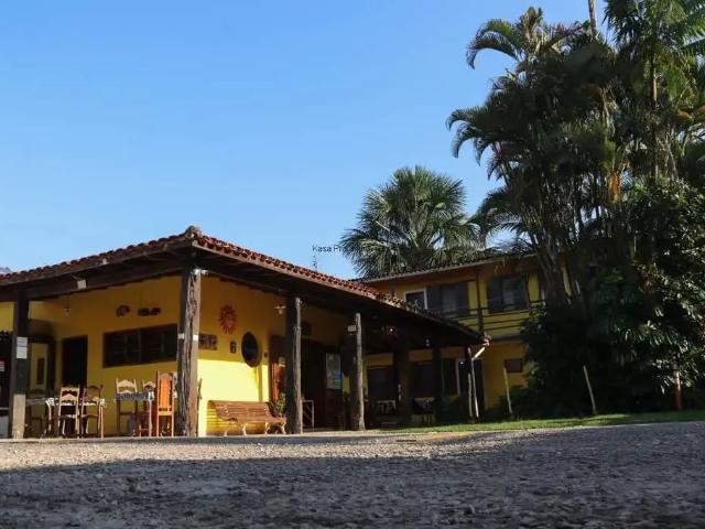 Casa / Sobrado para Venda em Caraguatatuba/SP Martim de Sá 25 Quartos