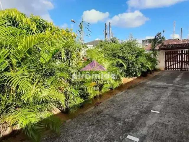 Casa / Sobrado para Venda em Caraguatatuba/SP Martim de Sá 2 Quartos