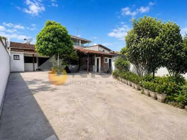 Casa / Sobrado para Venda em Caraguatatuba/SP Martim de Sá 2 Quartos