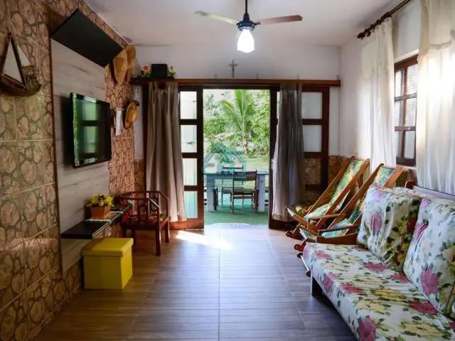 Casa / Sobrado para Venda em Caraguatatuba/SP Martim de Sá 2 Quartos