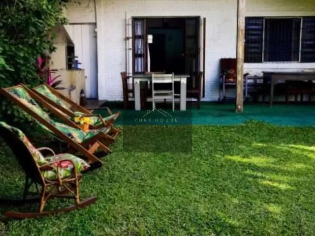 Casa / Sobrado para Venda em Caraguatatuba/SP Martim de Sá 2 Quartos