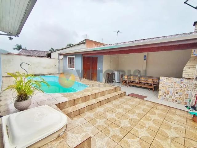Casa / Sobrado para Venda em Caraguatatuba/SP Martim de Sá 2 Quartos