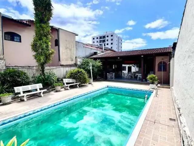 Casa / Sobrado para Venda em Caraguatatuba/SP Martim de Sá 3 Quartos