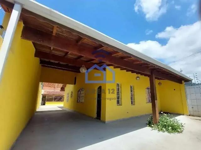 Casa / Sobrado para Venda em Caraguatatuba/SP Martim de Sá 3 Quartos