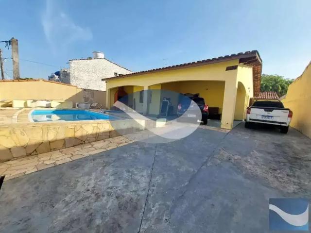 Casa / Sobrado para Venda em Caraguatatuba/SP Martim de Sá 3 Quartos