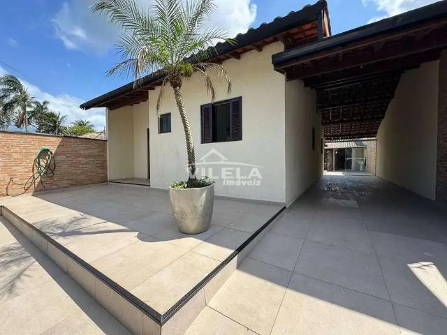Casa / Sobrado para Venda em Caraguatatuba/SP Martim de Sá 3 Quartos