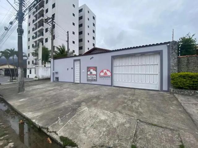 Casa / Sobrado para Venda em Caraguatatuba/SP Martim de Sá 3 Quartos