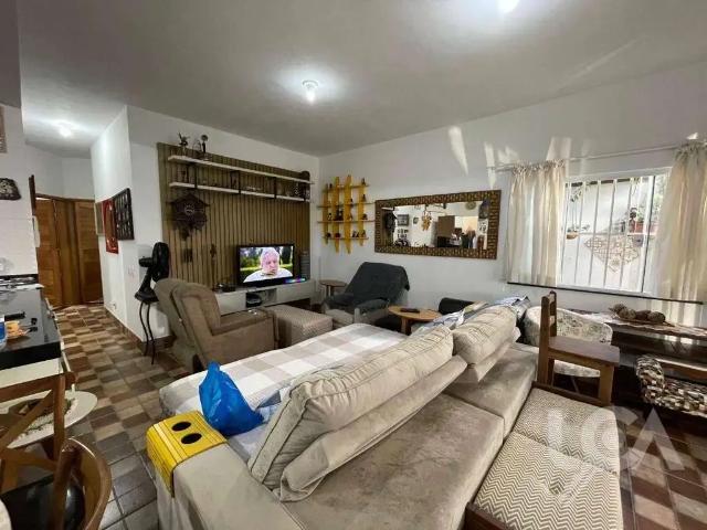 Casa / Sobrado para Venda em Caraguatatuba/SP Martim de Sá 3 Quartos