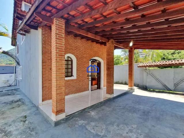 Casa / Sobrado para Venda em Caraguatatuba/SP Martim de Sá 3 Quartos
