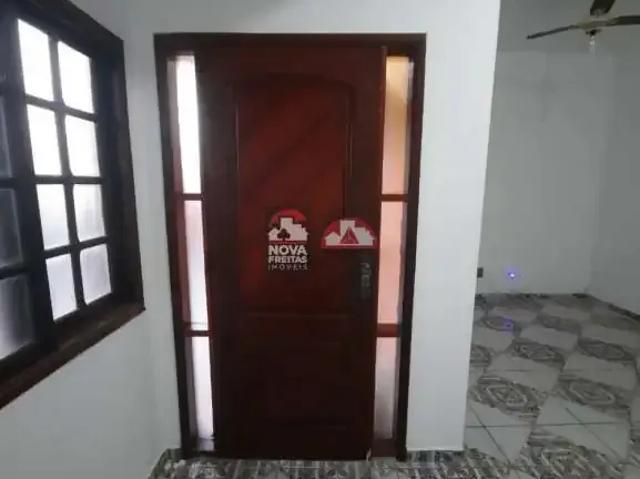 Casa / Sobrado para Venda em Caraguatatuba/SP Martim de Sá 3 Quartos