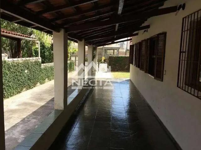 Casa / Sobrado para Venda em Caraguatatuba/SP Martim de Sá 4 Quartos