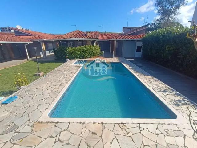 Casa / Sobrado para Venda em Caraguatatuba/SP Martim de Sá 4 Quartos