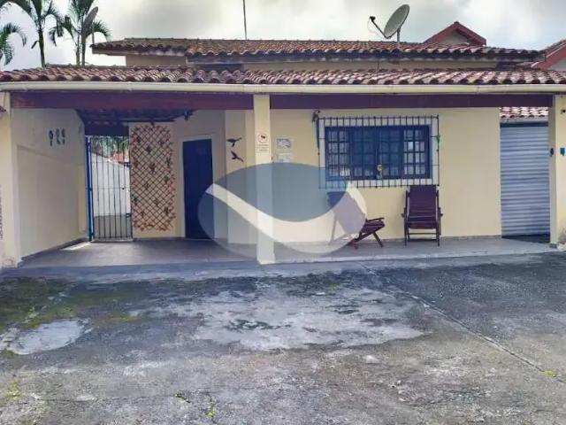 Casa / Sobrado para Venda em Caraguatatuba/SP Martim de Sá 4 Quartos