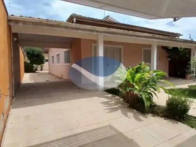 Casa / Sobrado para Venda em Caraguatatuba/SP Martim de Sá 4 Quartos