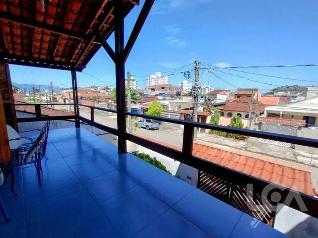 Casa / Sobrado para Venda em Caraguatatuba/SP Martim de Sá 4 Quartos