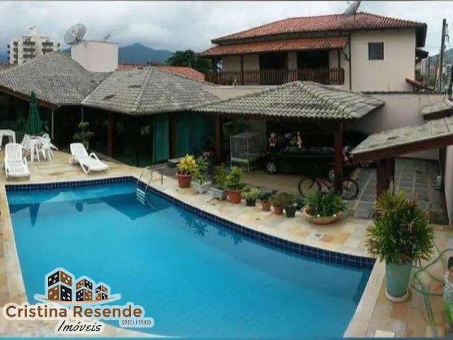 Casa / Sobrado para Venda em Caraguatatuba/SP Martim de Sá 4 Quartos