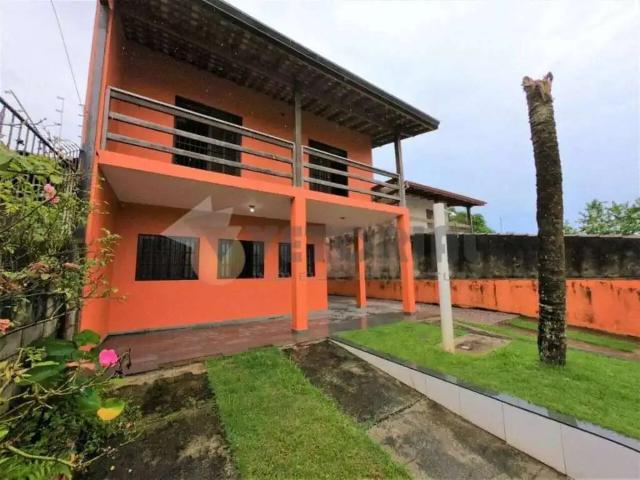Casa / Sobrado para Venda em Caraguatatuba/SP Martim de Sá 4 Quartos