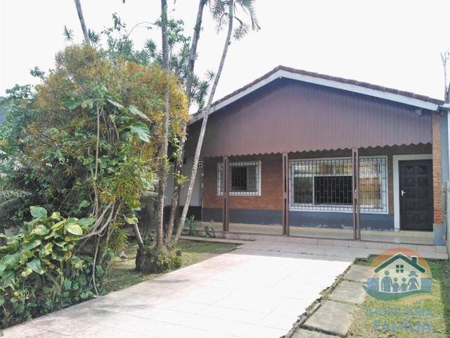 Casa / Sobrado para Venda em Caraguatatuba/SP Martim de Sá 5 Quartos