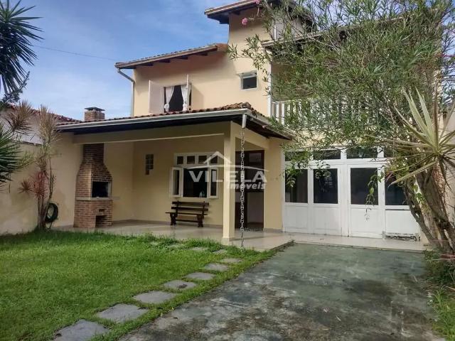 Casa / Sobrado para Venda em Caraguatatuba/SP Martim de Sá 5 Quartos