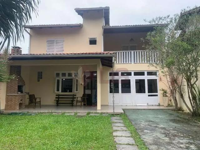 Casa / Sobrado para Venda em Caraguatatuba/SP Martim de Sá 5 Quartos