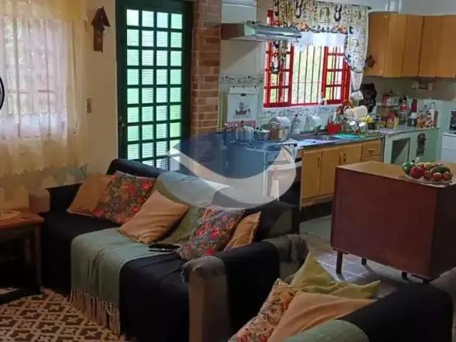 Casa / Sobrado para Venda em Caraguatatuba/SP Martim de Sá 6 Quartos