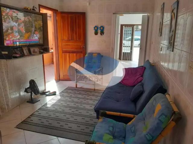 Casa / Sobrado para Venda em Caraguatatuba/SP Martim de Sá 7 Quartos