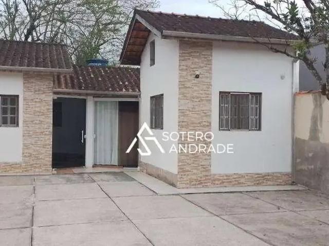 Casa / Sobrado para Venda em Caraguatatuba/SP Massaguaçu 4 Quartos