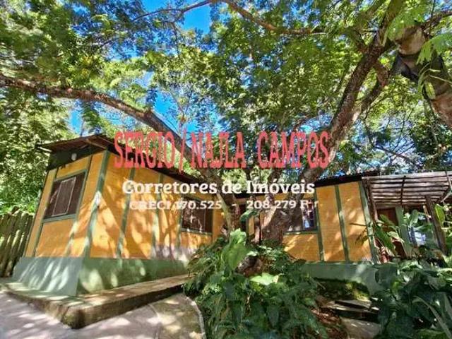 Casa / Sobrado para Venda em Caraguatatuba/SP Massaguaçu 4 Quartos