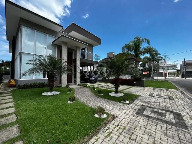 Casa / Sobrado para Venda em Caraguatatuba/SP Massaguaçu 4 Quartos