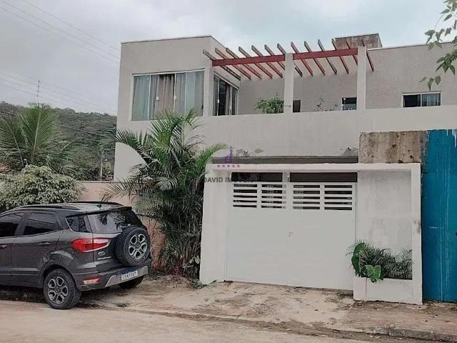 Casa / Sobrado para Venda em Caraguatatuba/SP Massaguaçu 4 Quartos