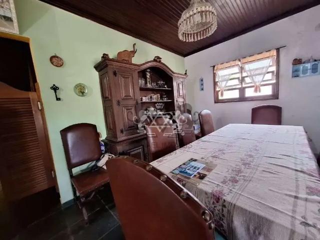 Casa / Sobrado para Venda em Caraguatatuba/SP Massaguaçu 4 Quartos