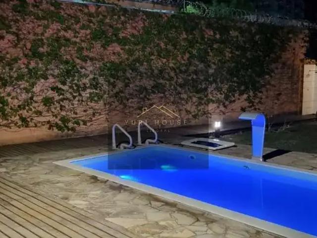 Casa / Sobrado para Venda em Caraguatatuba/SP Massaguaçu 4 Quartos