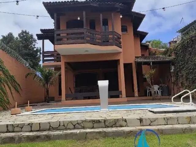 Casa / Sobrado para Venda em Caraguatatuba/SP Massaguaçu 4 Quartos