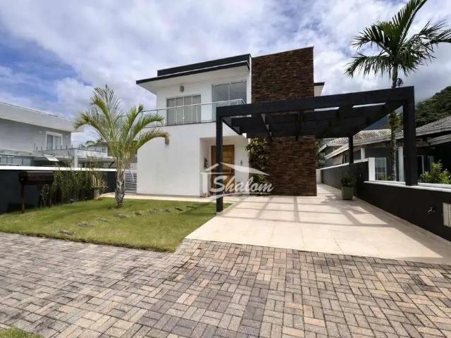 Casa / Sobrado para Venda em Caraguatatuba/SP Balneário Copacabana 4 Quartos