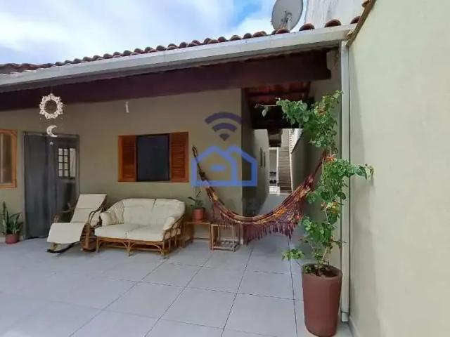 Casa / Sobrado para Venda em Caraguatatuba/SP Massaguaçu 4 Quartos