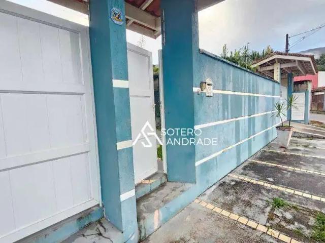 Casa / Sobrado para Venda em Caraguatatuba/SP Massaguaçu 4 Quartos