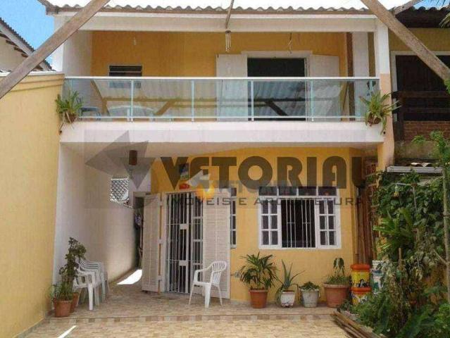 Casa / Sobrado para Venda em Caraguatatuba/SP Massaguaçu 5 Quartos