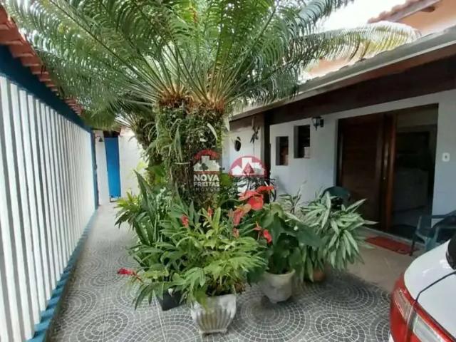 Casa / Sobrado para Venda em Caraguatatuba/SP Massaguaçu 5 Quartos