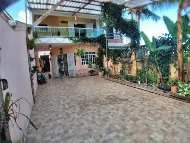 Casa / Sobrado para Venda em Caraguatatuba/SP Massaguaçu 5 Quartos