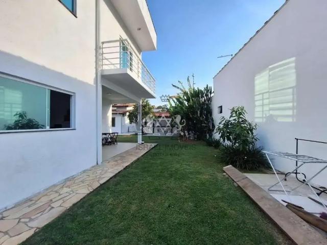 Casa / Sobrado para Venda em Caraguatatuba/SP Massaguaçu 4 Quartos