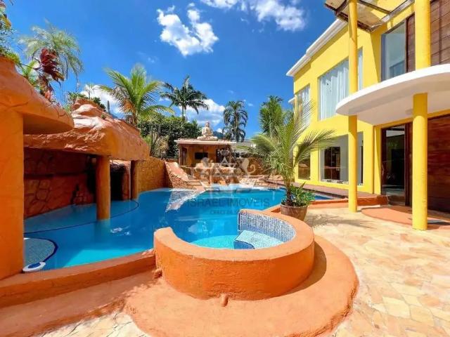 Casa / Sobrado para Venda em Caraguatatuba/SP Massaguaçu 5 Quartos