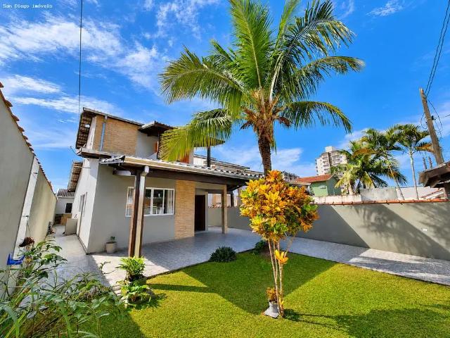 Casa / Sobrado para Venda em Caraguatatuba/SP Massaguaçu