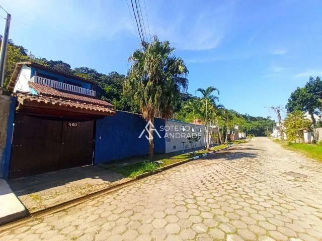 Casa / Sobrado para Venda em Caraguatatuba/SP Massaguaçu 6 Quartos