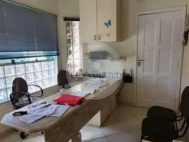 Casa / Sobrado para Venda em Caraguatatuba/SP Massaguaçu 6 Quartos