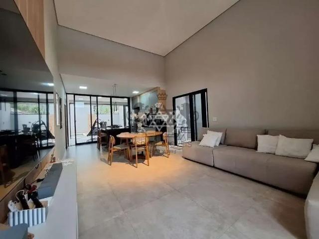 Casa / Sobrado para Venda em Caraguatatuba/SP Massaguaçu 6 Quartos