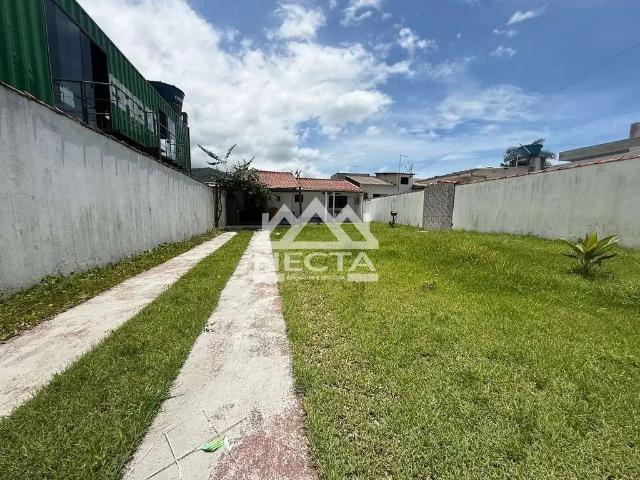 Casa / Sobrado para Venda em Caraguatatuba/SP Massaguaçu 1 Quartos
