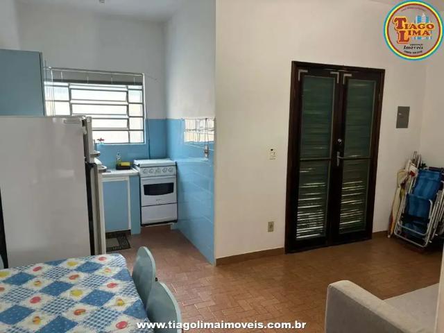 Casa / Sobrado para Venda em Caraguatatuba/SP Massaguaçu 1 Quartos